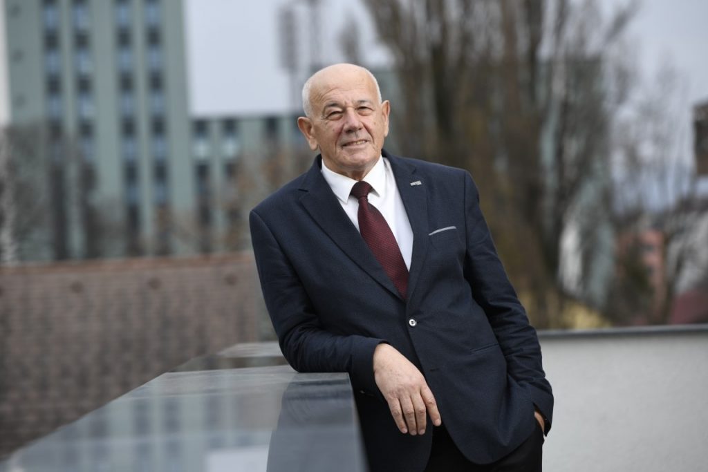 Management - Elnos Group